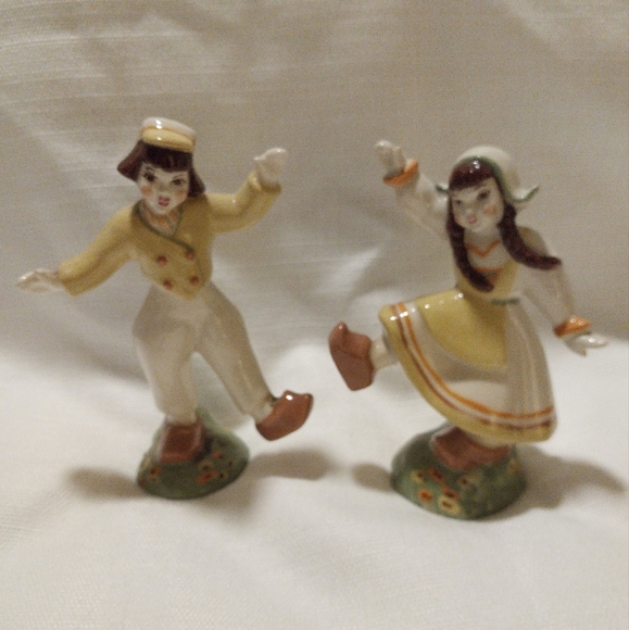 Ceramic Arts Studio | Art | Vintage 95s Ceramic Arts Studio Handpainted ...